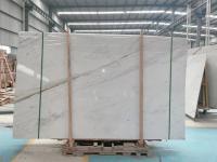 China OEM ODM 15mm Natural Volakas White Marble Stone Tiles For Background Wall for sale