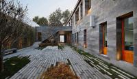 China Natural Volcanic Rock Tiles Coverings For Exterior Interior Wall Veneers for sale