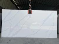 China 12mm 15mm Polished White Quartz Stone Slab Kitchen Quartz Countertop Slabs for sale