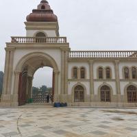 China Beige Sandstone Columns Natural Stone For Outsandwall Floor for sale