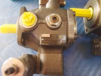 China PVQ54-1X/139-113RB15DDMC Rexroth PV series brand variable vane pump for sale