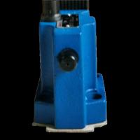 China D661-4636/1156-421G60KOAA5VSX2HA AuthenticGuaranteeBufferAmplifierServoValveMOOGUSA for sale