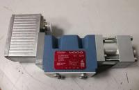 China D662-4013 MOOGservovalvefromtheUnitedStates for sale