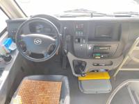 China Diesel Used School Buses Vans 34 Seats 6880x2355x3030mm Dimension for sale