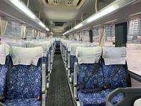 China White Large Used Passenger Bus 47 Seats Pre Owned Bus with Manual Transmission Type for sale
