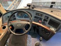 China Manual Transmission Pre Owned Coaches 47 Seats Euro 4 LHD Second Hand Tourist Bus for sale