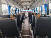 China Euro 5 Used Coach Bus 46 Seats Manual Transmission 2nd Hand Coaches with 2 Doors for sale