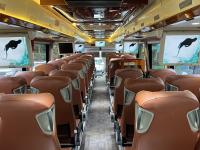 China 50 Seater Bus Second Hand Coaches Large Pre-Owned Buses for sale