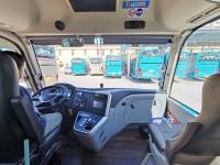 China LHD  Second Hand Luxury Bus 31 Seats With Automatic Transmission for sale