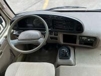 China Manual Transmission Used Mini Coach Euro 3 LHD Used 20 Passenger Bus for sale