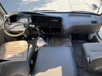 China ISO Second Hand Bus 20 Seats Used Passenger Buses for sale