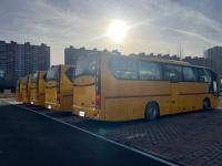 China A second-hand yellow King Long bus with a 63-seat Yuchai engine and manual transmission for sale