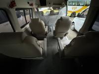 China Used Maxus 10-seat commercial vehicle maxus used van for sale