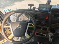 China Two Seat Yellow Second-hand Howo Dump Truck Produced in 2019 for sale