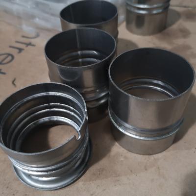 China Manufacturers of stainless steel 180 degrees straight joint hardware accessories a variety of specifications to support for sale