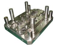 China Stainless Steel Custom Metal Punch Die , Sheet Metal Die Components Bending Fabrication Parts for sale