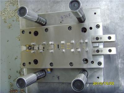 China Mold Design Sheet Metal Progressive Die , Progressive Tool Sheet Metal Tooling Services for sale