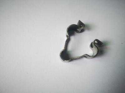 China Custom Stainless Steel Three-Prong Retaining Clip | High-Elastic Spring Clamp for Fastening, Grounding & Positioning for sale
