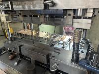 China Heavy-Duty Progressive Stamping Die – Accurate Tolerances, Fast Production, Wear-Resistant, OEM/ODM Available for sale