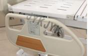China Hi Low Tilting Intensive Care Unit Bed Heavy Duty Hospital Bed Coated Steel for sale
