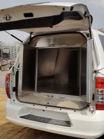 China Dongfeng Rich 6 Cash Transport Truck 8AT Transmission Diesel Pickup for sale