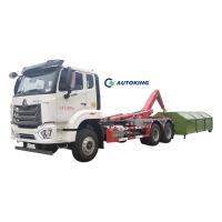 China 4X2 Drive Wheel Chinese HOWO 6-8 CBM Hook Arm Hydraulic Lift Containers Garbage Truck For Environmentally Friendly Hotels for sale