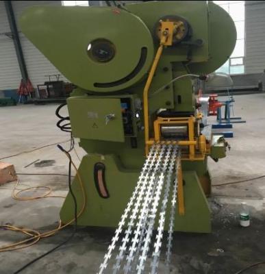 China hot sale 9 trips Concertina Razor Barbed Wire Making Machine for sale