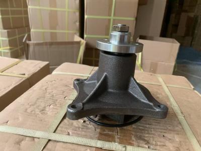 China 4D31 ME015045 Water Pump For Mitsubishi 4D30 4D31 4D32 4D51 Engine for sale