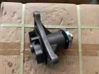 China 4D31 ME015045 Water Pump For Mitsubishi 4D30 4D31 4D32 4D51 Engine for sale