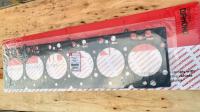 China 6D107 S6D107 Engine Parts Cylinder Head Gasket 6754-11-1811 for sale