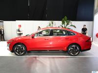 China 2024 Wuling Starlight 70km Standard Sedan Electric Ride-On Passenger Car Energy Vehicle for sale