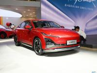 China 2024 Wuling Starlight 70km Standard Sedan Electric Ride-On Passenger Car Energy Vehicle for sale
