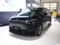 China Xpeng Xiaopeng X9 MPV Energy Vehicle Electric Automobile for Retail Customers for sale