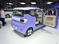 China Energy Vehicle 2024 Wuling Hongguang MINI Macaroon 170km Ride-On EV Passenger Car for sale