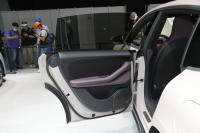 China 100Kwh Four Doors Swing Door Nio Et5-2024 Ride-On Car Five Seats Electrical Vehicles for sale