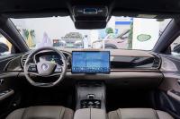 China Mid-large Vehicle Byd PHEV Dm-2024 Dm-I Honor Version 121Km Privilege Type Features Sedan for sale