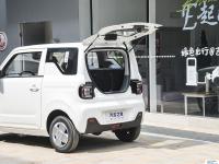China Geely Electric Car Customized Mini Hatchback System with Improved Lighting and Sensors for sale