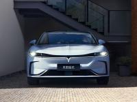 China Voyah Lantu Chasing Light ZHUIGUANG EV PHEV Sedan 730km Range Electrical Plug-in Hybrid for sale
