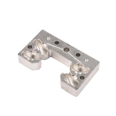 China Custom Injection Molded Parts Precision CNC Machined for Auto Car MIM 316L 50,000 Pcs Monthly for sale