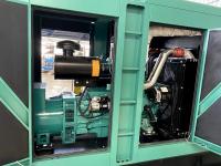 China 475kVA Cummins Quiet Outdoor Generator Low Noise Soundproof for sale