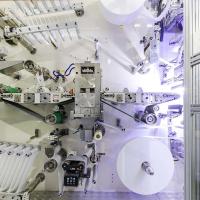 China Disposable Womeng Sanitary Pad Machine Servo Motor Control SAP Raw Material for sale