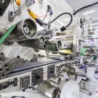 China Intelligent PLC Controlled Sanitary Napkin Production Line 800-1200 PPM CE Certified for sale