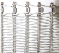 China SS304 Stainless Steel Wire Link Herringbone Conveyor Belt 600mm Width for Sushi Production for sale