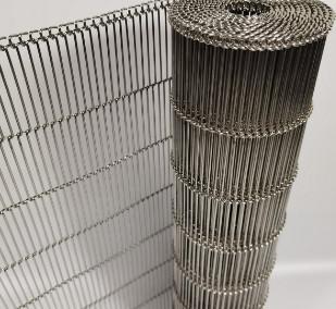 China 304 Stainless Steel Chain Wire Mesh Conveyor Belt for Furnace - 0.9-2.35mm Wire Diameter, 3-14 Inch Width for sale