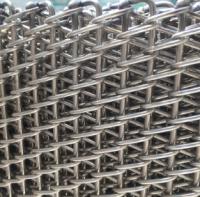 China SS 304/316 Stainless Steel Herringbone Conveyor Belt for Food Industry - 2.5mm to 3.3mm Wire Diameter Options for sale