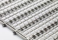 China SUS302 Stainless Steel Flexible Metal Mesh Conveyor Belt 1.0-2.0mm Thickness Custom Mesh Size DIN JIS Standard for sale