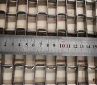 China Stainless Steel Flat Flex Enrobe Conveyor Belt Wire Mesh for Bakery Applications - Custom SS304/SS316 Sizes for sale