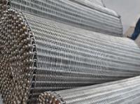 China 304 Stainless Steel Herringbone Conveyor Belt Chain Wire for Food Roasting and Industrial Applications for sale