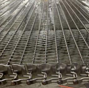 China Polished Stainless Steel Mesh Belt Customized Width Designed to Integrate Seamlessly with Conveyor Systems in Factories for sale