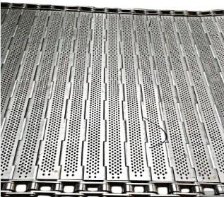 China Food Grade 304 Stainless Steel Flat Top Chain Mesh Conveyor Belt for Industrial Food Processing Applications for sale